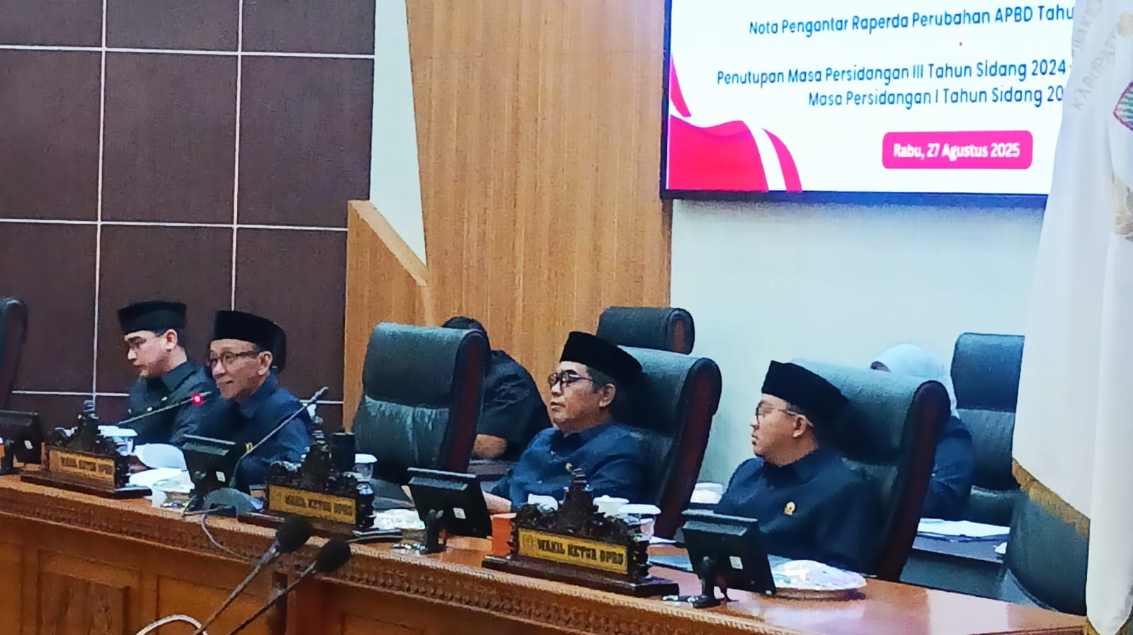 DPRD Sumedang Bahas Rencana Kerja, Program Legislasi, dan Raperda ...